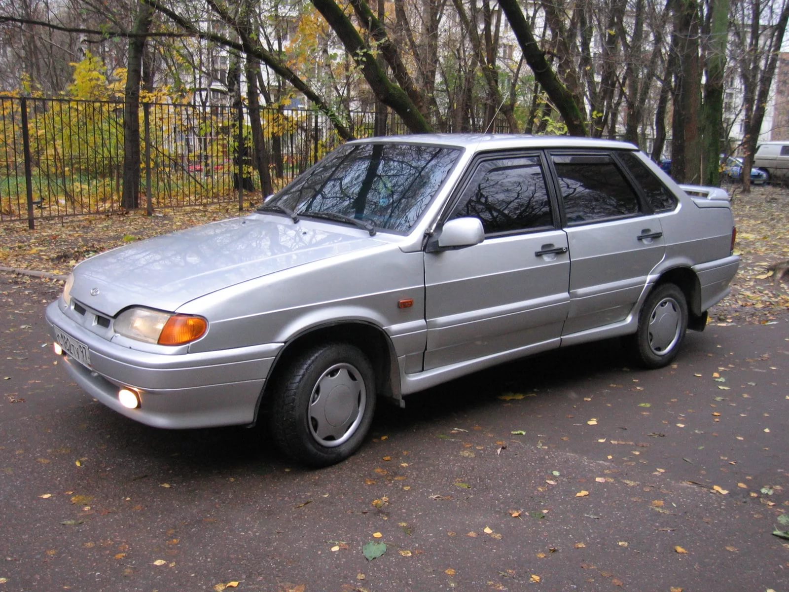 Какой расход топлива на 100 км в ВАЗ-2115 для различных условий